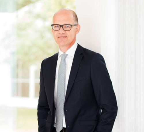 Governance & leadership | AESGP